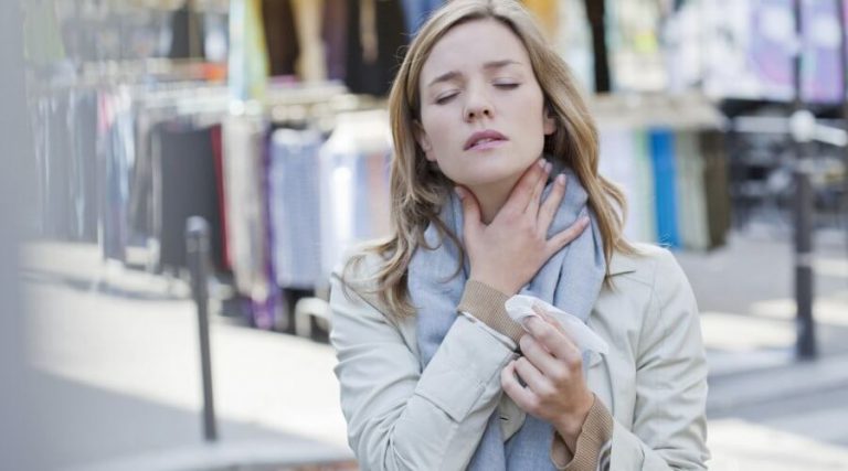 Flegma w gardle - objawy, domowe sposoby na rozrzedzenie • Ratownik ...